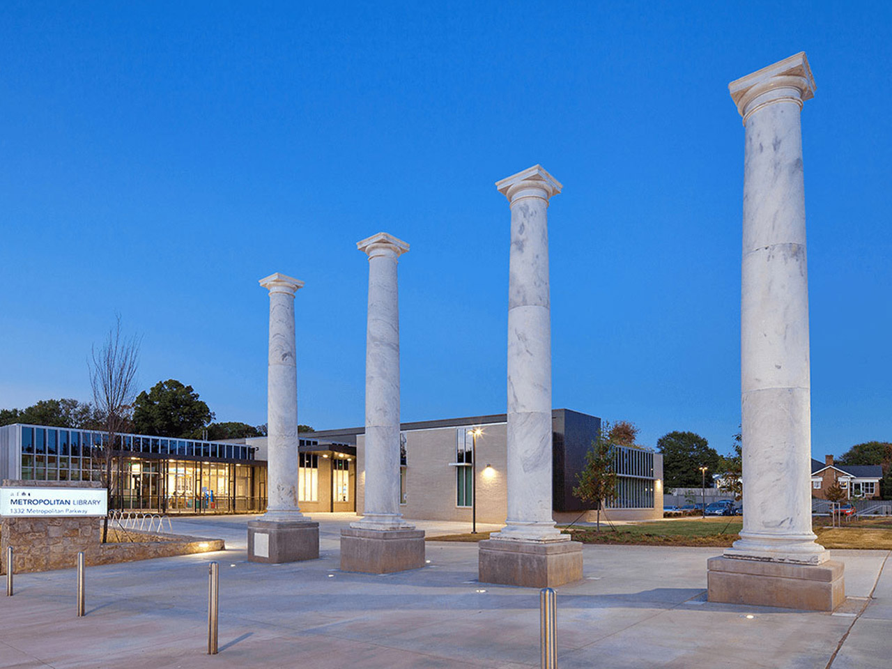 Atlanta metropolitan library - Jonquil Steel